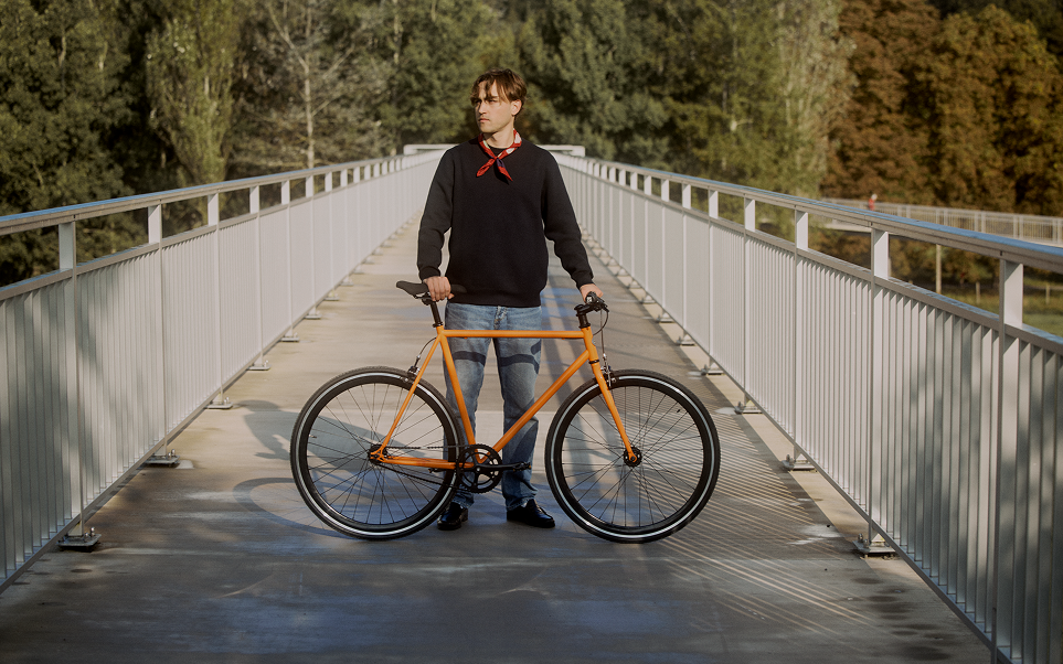 Pedal Into the Past: Why Vintage Bikes Are More Than Just a Trend.